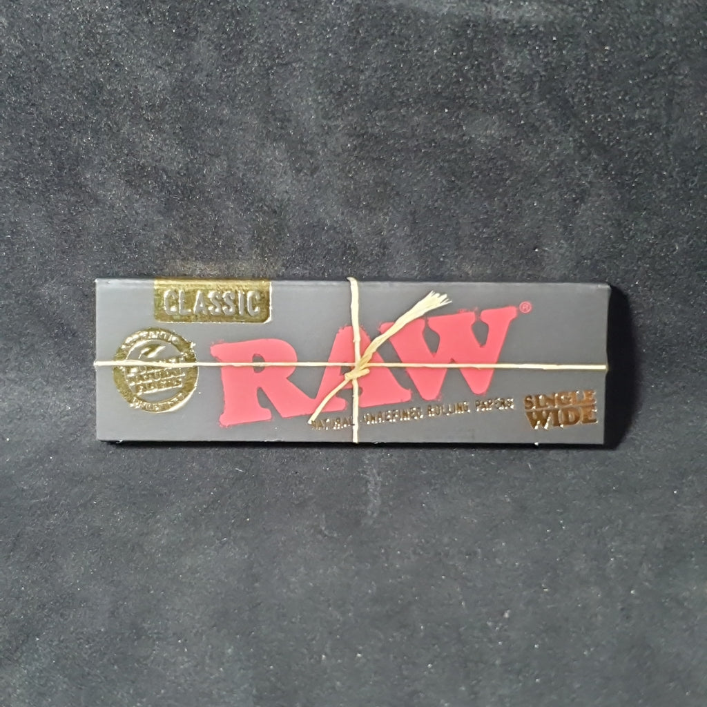 RAW Black Single Wide - Single Window - 50 Leaves